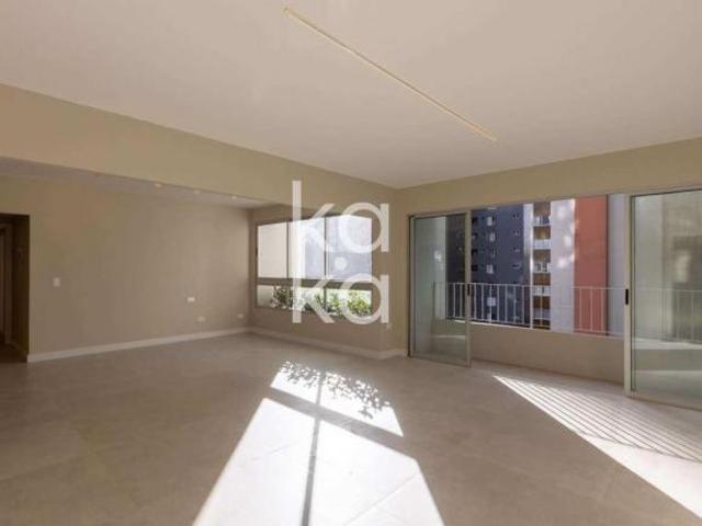 Apartamento à venda, no Batel, com 3 quartos, 117m²