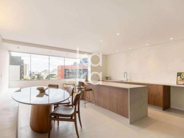 Apartamento à venda, no Batel, com 3 quartos, 181m²