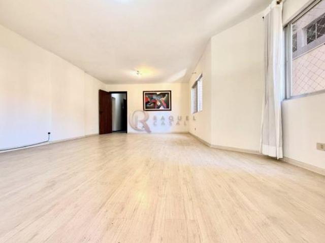 Apartamento à Venda no Bigorrilho com 118m², 3 Quartos e Vaga Dupla