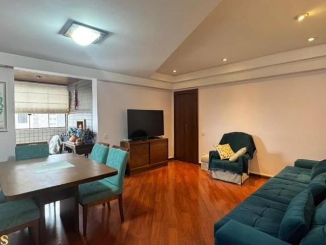 Apartamento à venda no Bigorrilho, Curitiba PR: 3 quartos, 1 suíte, 2 salas, 2 banheiros, 1 vaga, 94