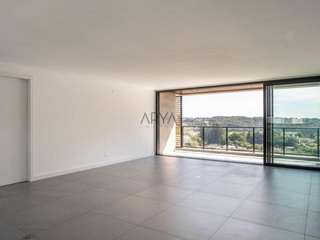 Apartamento à venda no Bigorrilho ARYA1