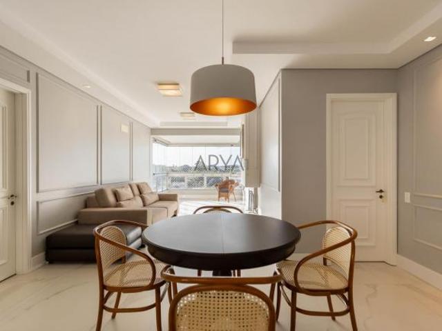 Apartamento à venda no Bigorrilho ARYA1