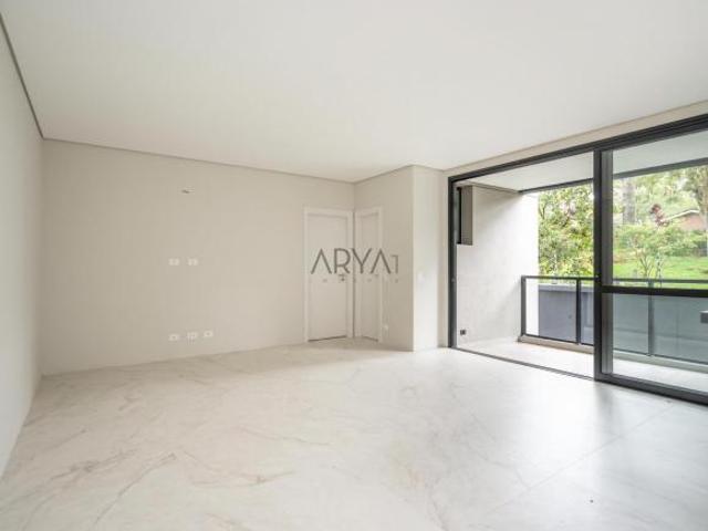 Apartamento à venda no Bigorrilho ARYA1
