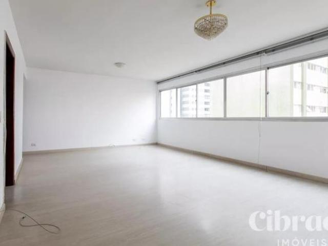 Apartamento à venda no Bigorrilho Ed. Caramuru