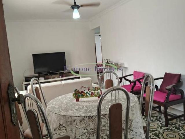 Apartamento à Venda no BNH com 3 Dormitórios e Garagem Individual na Praia da Aparecida em Santos /