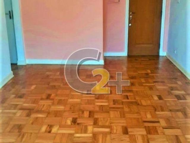Apartamento à venda no Bom Retiro, 3 quartos, sem vaga de garagem