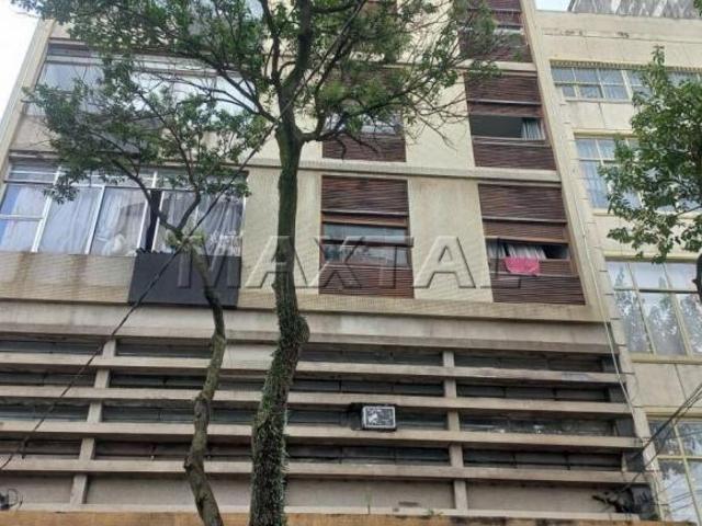 Apartamento à venda no Bom Retiro, de 68m². Com 2 Dormitórios, 2 banheiros e lavanderia