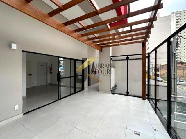 Apartamento à venda no Bosque, 1 suíte com closet, sala 2 ambientes, varanda, cozinha americana, lav