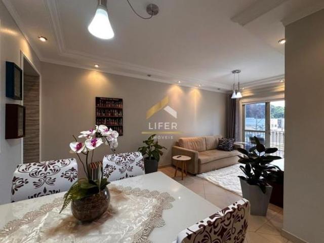 APARTAMENTO À VENDA NO BOSQUE
