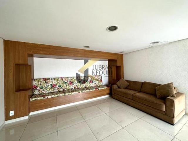 Apartamento à venda no Bosque com 3 dormitórios 1 suíte e 2 garagens cobertas