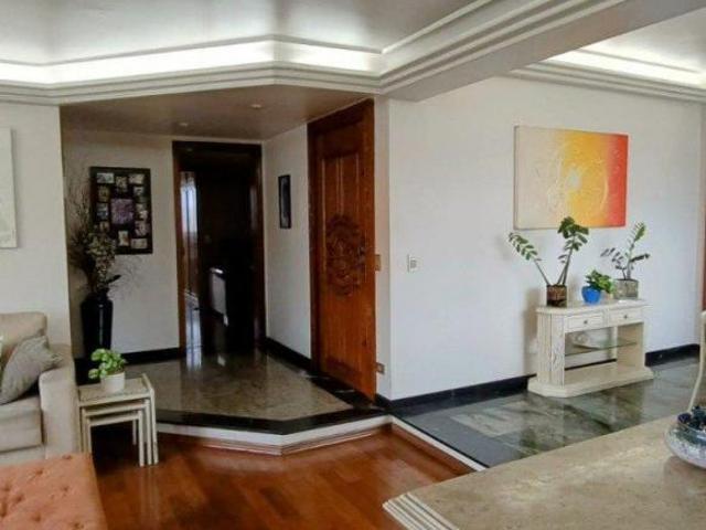 Apartamento à venda no Bosque da Saúde