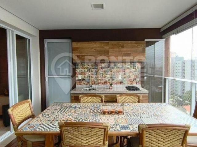 Apartamento à venda no Bosque da Saúde 2 suítes e 2 vagas, porteira fechada