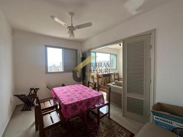 Apartamento à venda no Bosque, próximo à Casa de Saúde Campinas,com 3 quartos desocupado, andar al