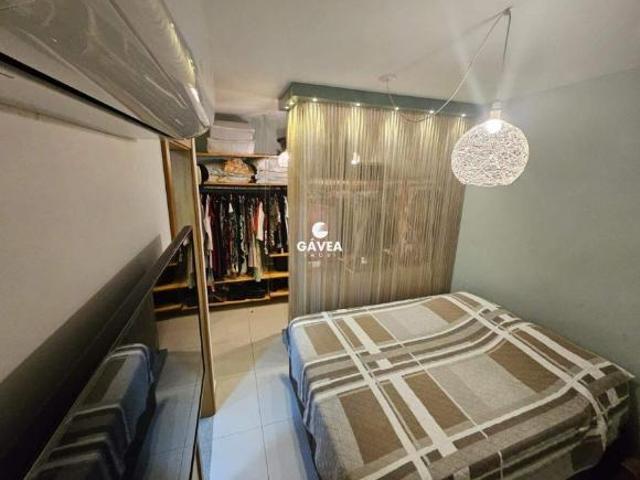 Apartamento à venda no Boqueirão em Praia Grande