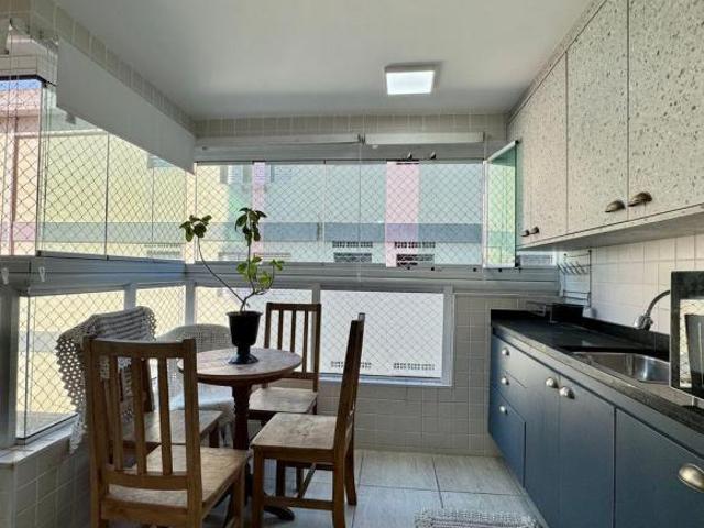 Apartamento à venda, no Boqueirão em Praia Grande SP
