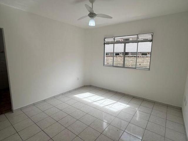 Apartamento à venda no Boqueirão, em Praia Grande SP
