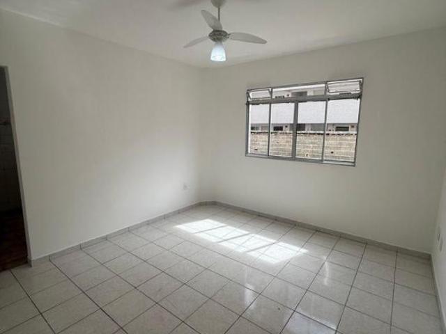 Apartamento à venda no Boqueirão, em Praia Grande SP
