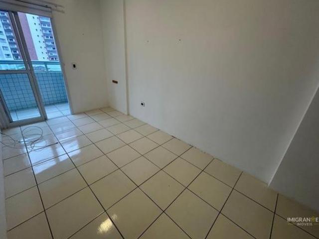 Apartamento à venda no Boqueirão, em Praia Grande/SP