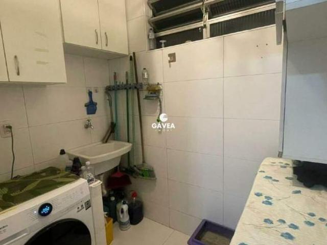 Apartamento à venda no Boqueirão em Santos