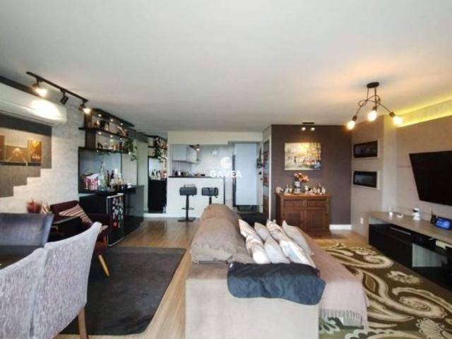 Apartamento à venda no Boqueirão em Santos