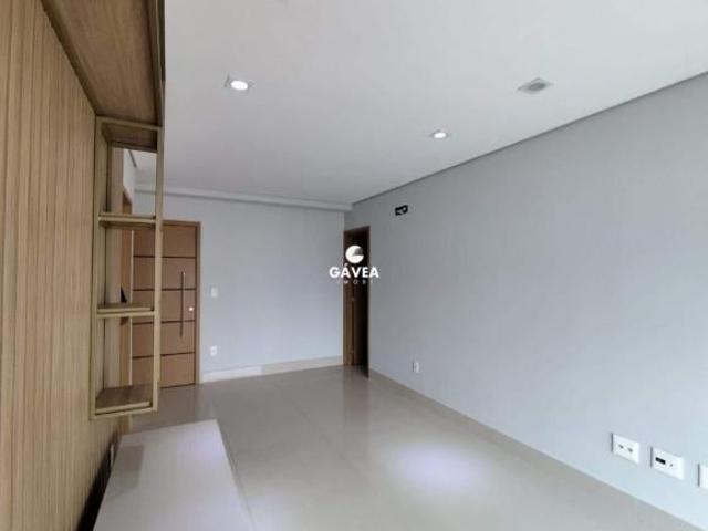 Apartamento à venda no Boqueirão em Santos