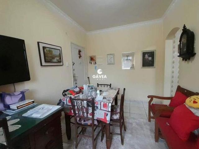 Apartamento à venda no Boqueirão em Santos