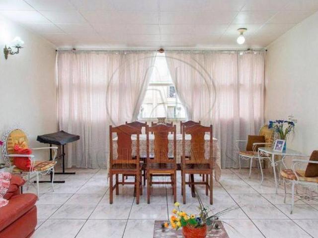 Apartamento à venda no Boqueirão em Santos