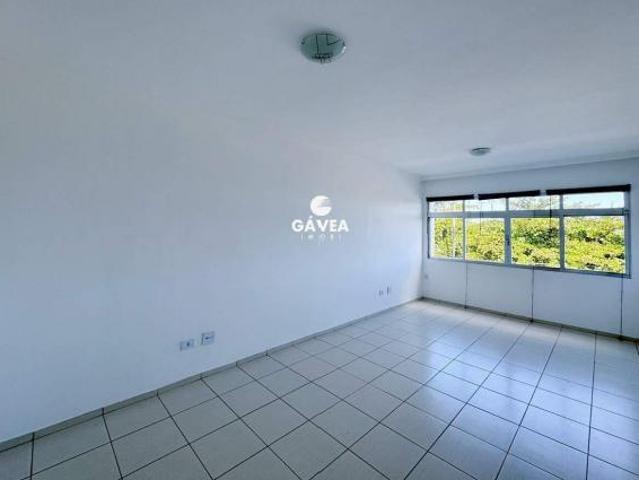 Apartamento à venda no Boqueirão em Santos