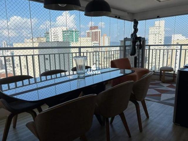 Apartamento à venda no Boqueirão em Santos
