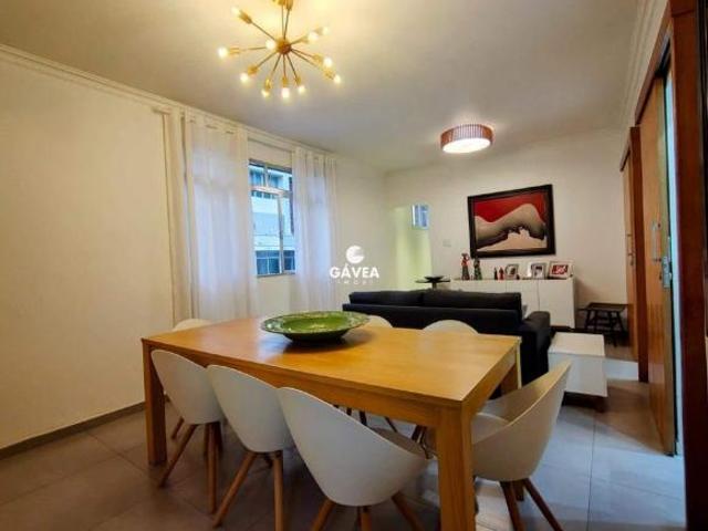 Apartamento à venda no Boqueirão em Santos