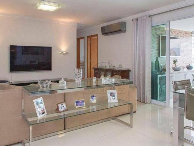 Apartamento à venda no Boqueirão em Santos/SP