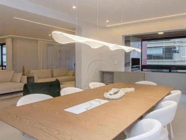 Apartamento à venda no Boqueirão em Santos/SP