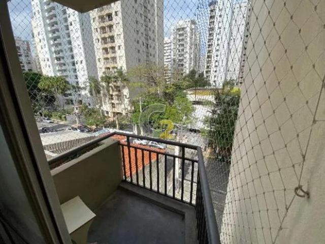 Apartamento à venda no Brooklin Paulista com 2 quartos e 1 vaga