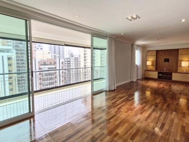 Apartamento à venda no Brooklin Paulista