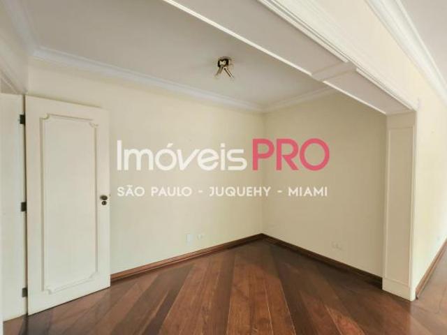 Apartamento a venda no Brooklin proximo a Berrini, 180m2, 4 dorms, 1 suite, 2 vagas, lazer completo