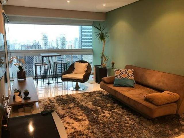 Apartamento à venda no Brooklin, São Paulo SP: 2 quartos, 1 suíte, 3 banheiros
