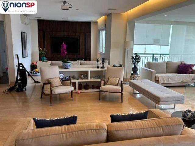 Apartamento à venda no Brooklin, SP