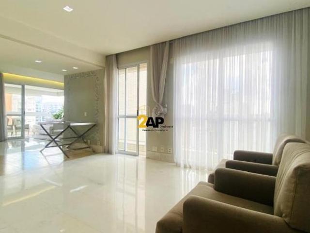 Apartamento a venda no Brooklin, varanda com churrasqueira, 3 suítes, 4 vagas com 234m²