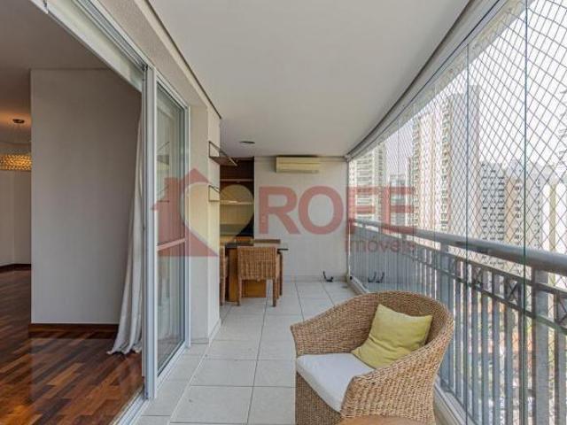 Apartamento à Venda no Brooklin 178 m², 4 dormitórios, 3 vagas