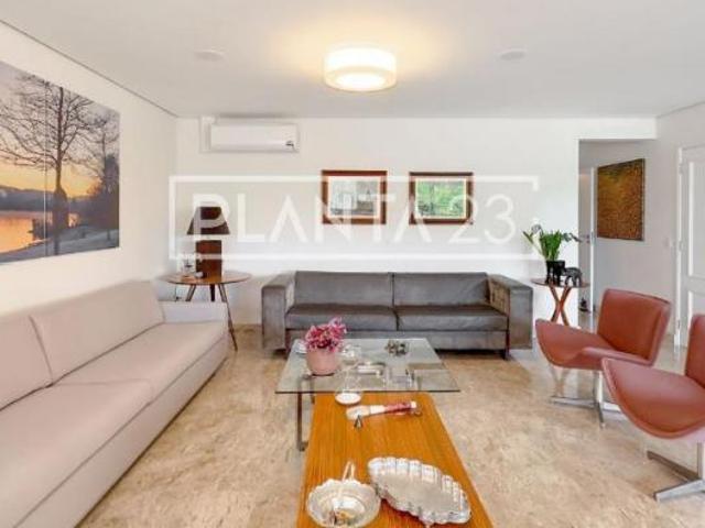 Apartamento a Venda no Brroklin com 240 m², 4 quartos sendo 4 suítes