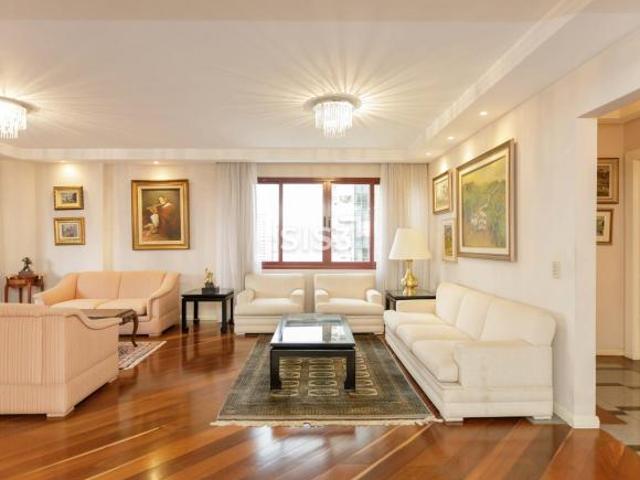 Apartamento a venda no Cabral | 5 quartos, 3 suíte