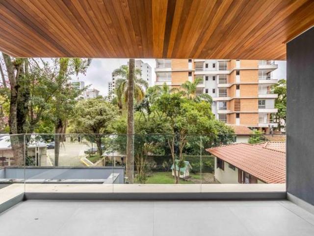 Apartamento à venda no Cabral ARYA1