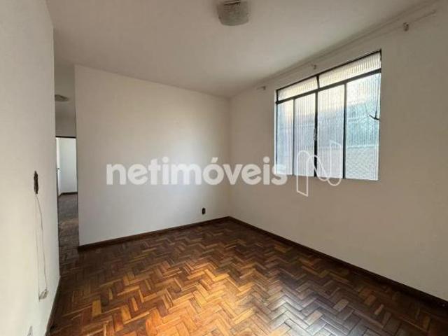 Apartamento à venda no Caiçara – Excelente localização em Belo Horizonte