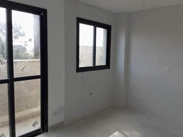 Apartamento à venda no Cajuru com 02 quartos