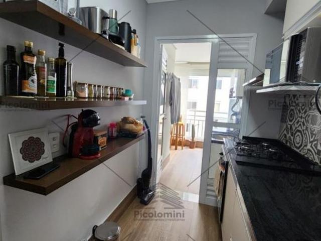 Apartamento à venda no Cambuci 1 quarto, 1 sala, 1 banheiro, 1 vaga, 45m², porteira fechada, próximo