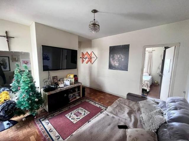 Apartamento à venda no Cambuci em São Paulo SP: 2 quartos, 1 sala, 1 banheiro, 105,00m² de área!