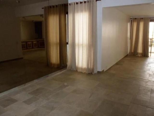 Apartamento à Venda no Cambuí 298 m2 4 suites