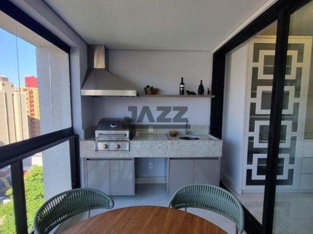 Apartamento à venda no Cambuí, Campinas com 130 m², 3 suítes, mobiliado
