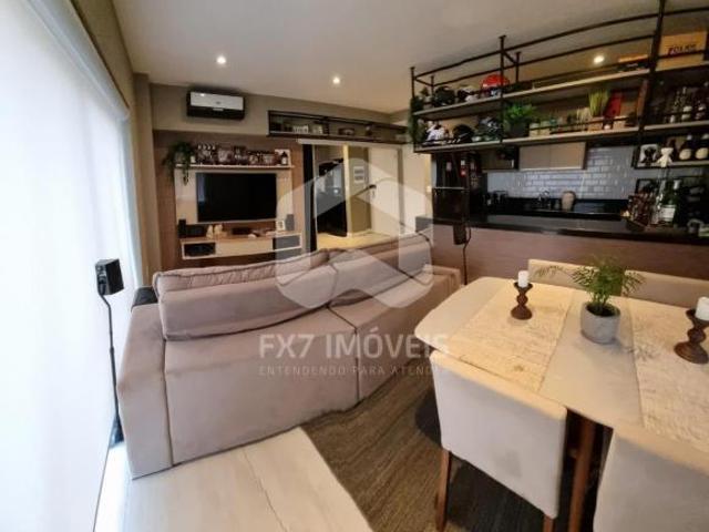 Apartamento a venda no Cambuí de 2 dormitórios