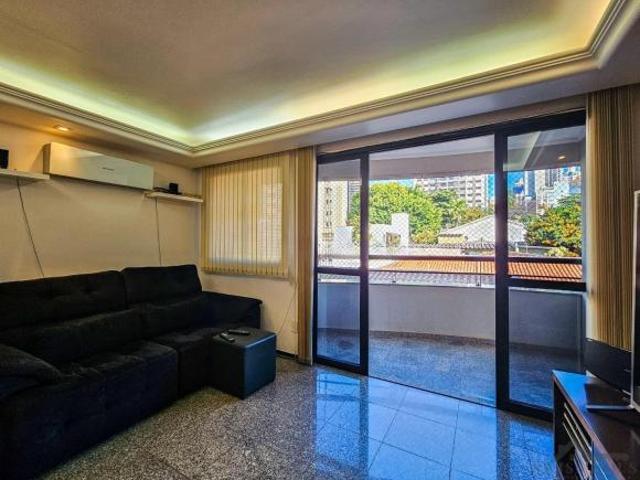 Apartamento à venda no Cambuí em Campinas/SP